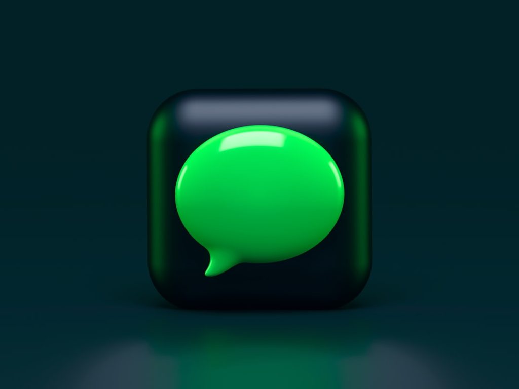 AIM Messenger Explained: The Story Behind the Rise and Fall of AOL ...