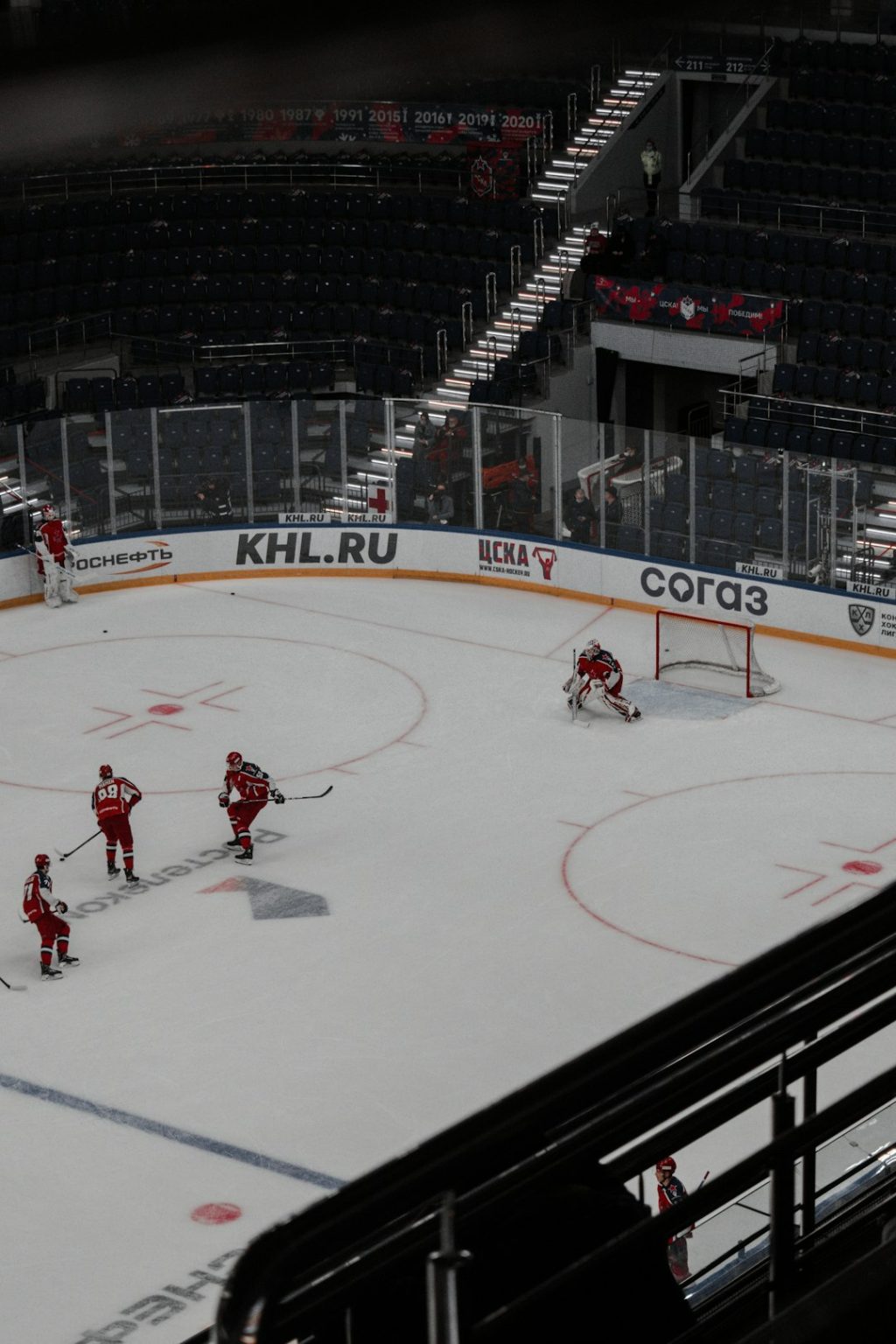 How Long Is an NHL Season? Games, Timeline & Key Facts - Betmok Blog